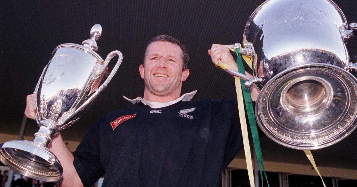 Scarlets pull off boardroom coup with signing of Sean Fitzpatrick, the ...