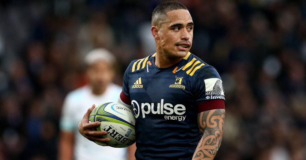 'How do you not pick Aaron Smith?!' - Official Super Rugby team of the ...