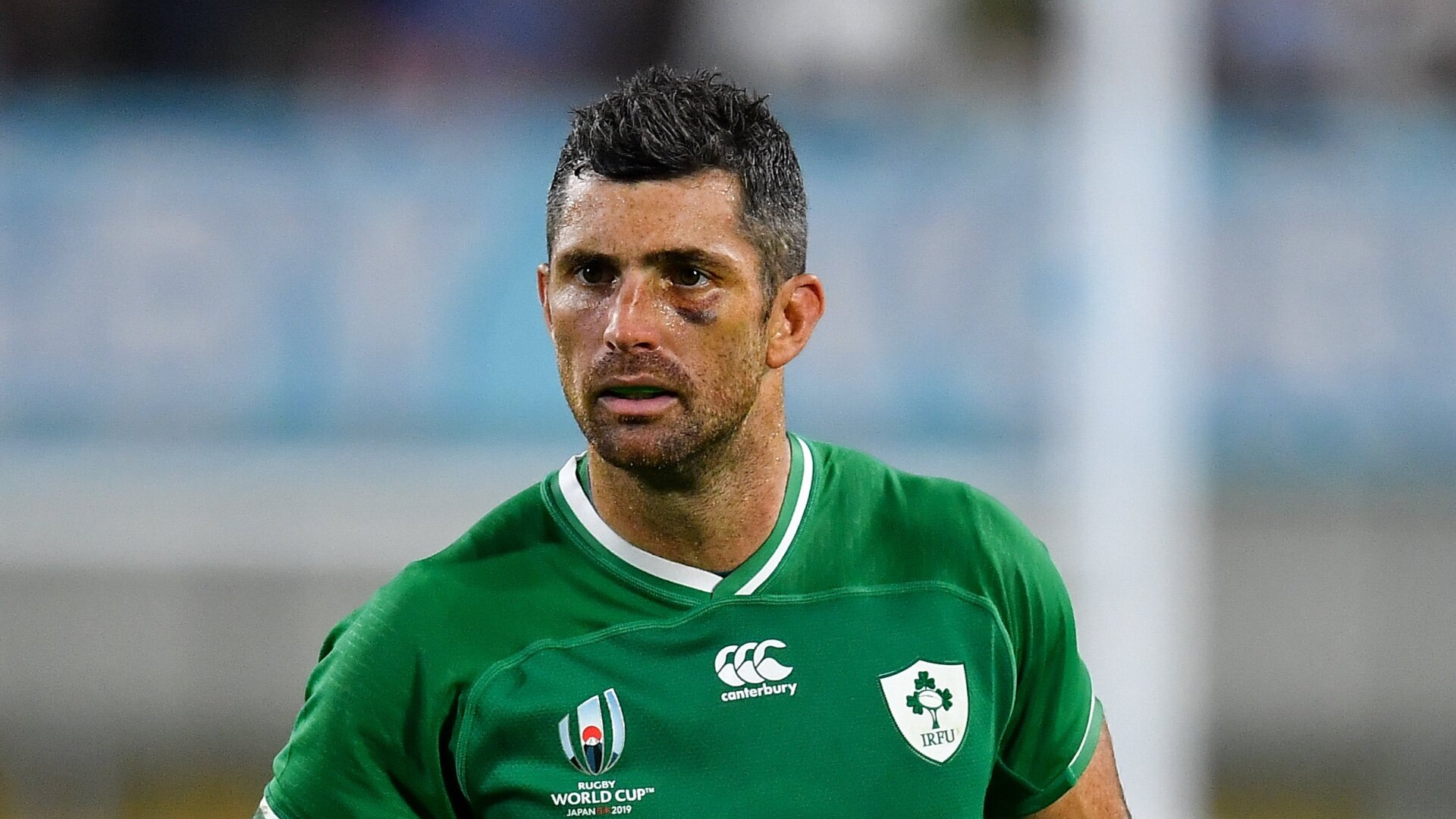 Ex-Ireland full-back Rob Kearney signs one-year Super Rugby deal