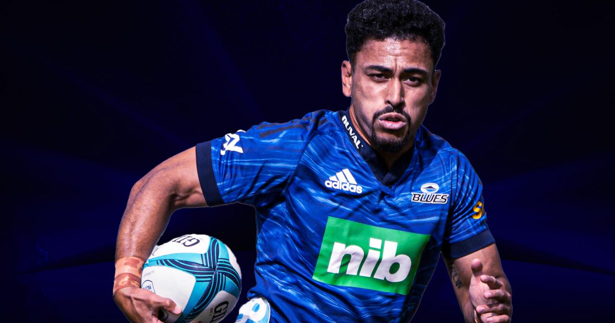 Stephen Perofeta could be the man to replace Damian McKenzie