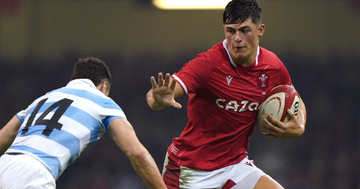 Louis Rees-Zammit faces Six Nations race against time