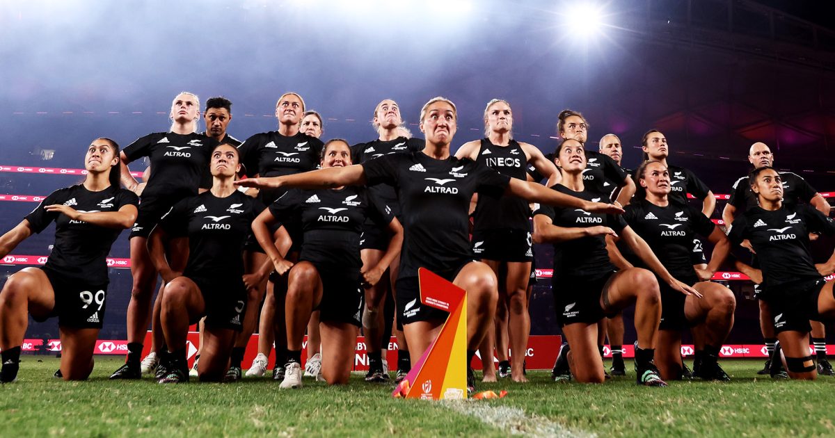 Black Ferns Sevens win fourth straight gold in Vancouver with tight win over Australia