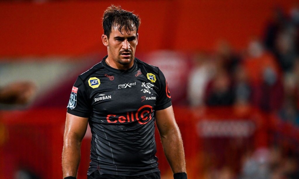 Glasgow raid Sharks for Henco Venter