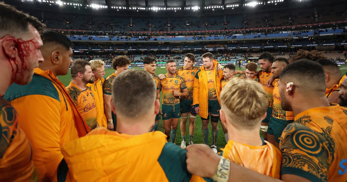 Why the Wallabies’ flyhalf gamble has left them ‘in a difficult position’