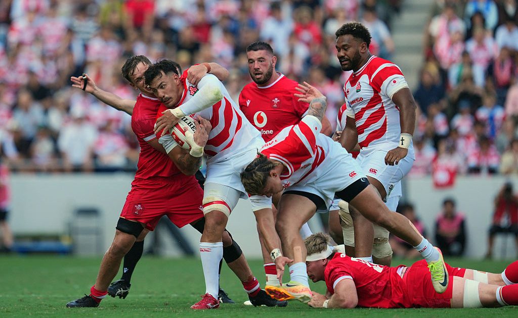 Alexa bliss topless she is just innately clever and sexy.