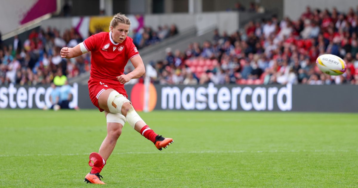 John Eales reacts to Sophie de Goede’s World Cup goal-kicking heroics