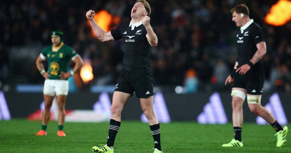 'World class player': Clark Laidlaw on Barrett return and off-season ...