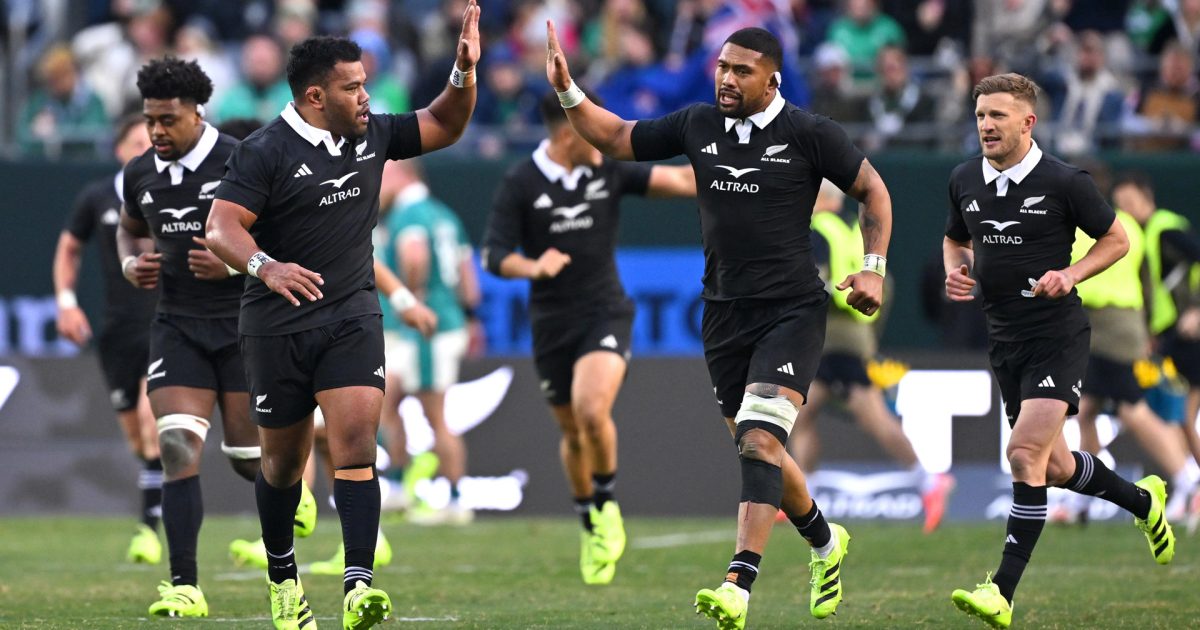 All Blacks power over Ireland as Beirne sees red early