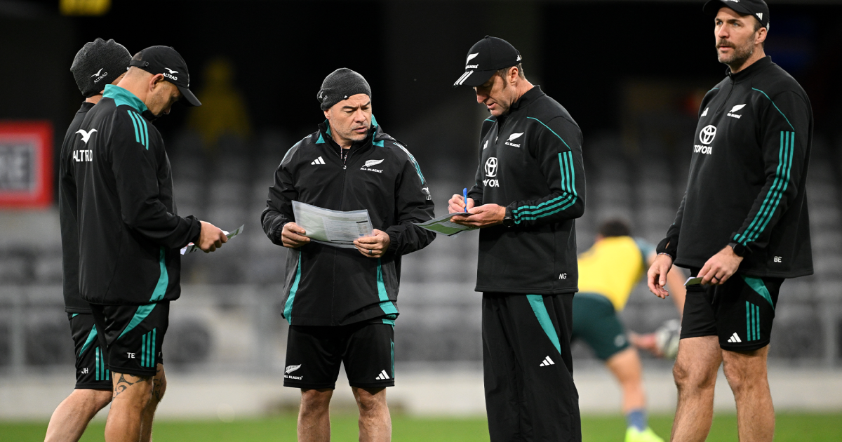 'Need to be addressed': Commentator's view on ABs mixed messaging