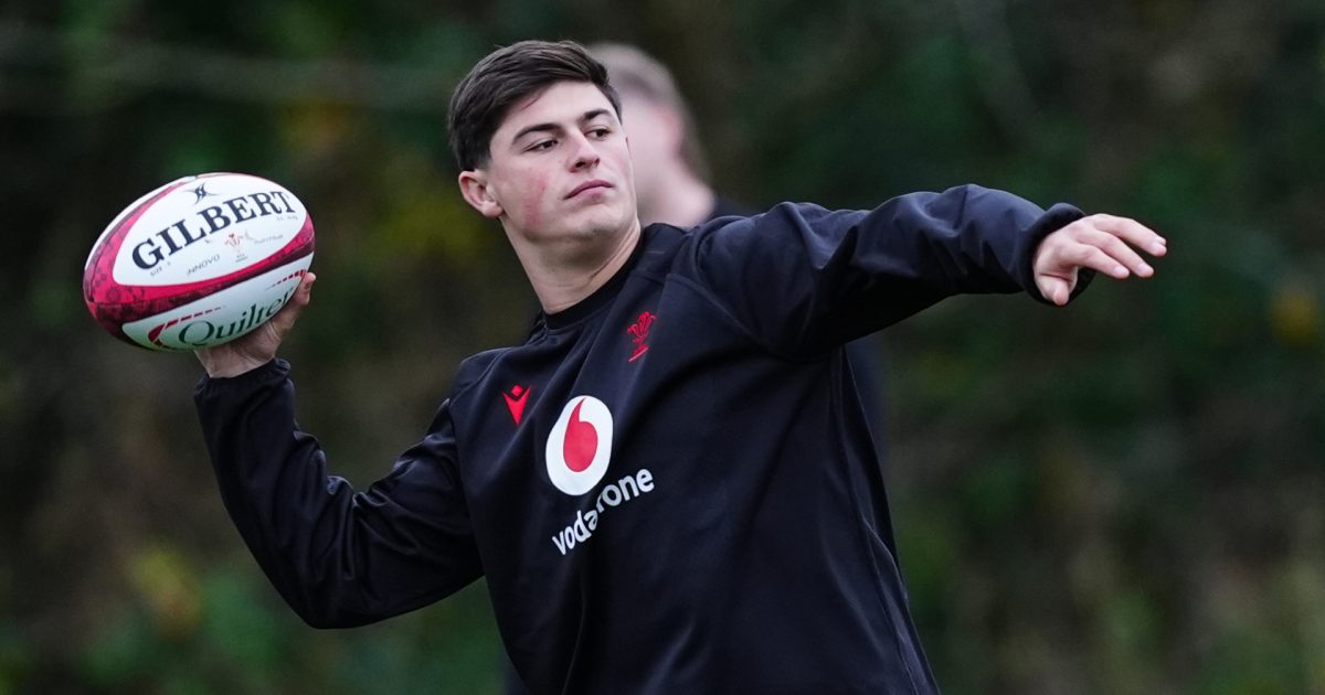 Wales: Steve Tandy on why this time he's starting Louis Rees-Zammit