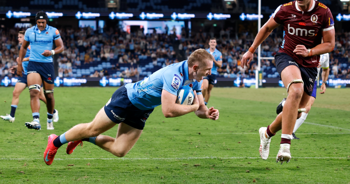Max Jorgensen: Kiss on the ‘dangerous’ flyer lighting up Super Rugby